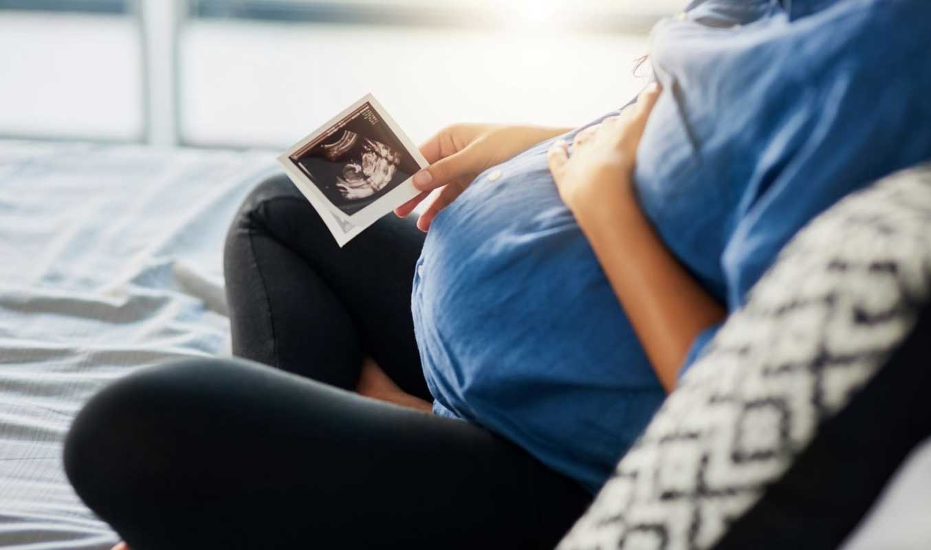 Desiree's Story | High-Risk Pregnancy | HealthFocus SA | University Health